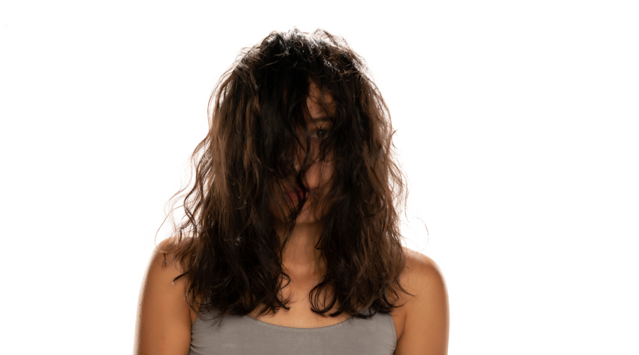 Frizz bei Locken: Ursachen, Lösungen und Tipps für dauerhafte Definiti